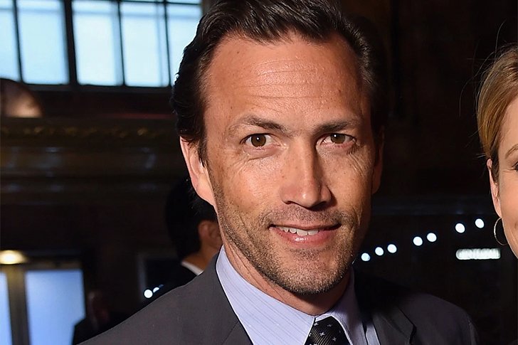 Andrew Shue's Instagram, Twitter & Facebook on IDCrawl